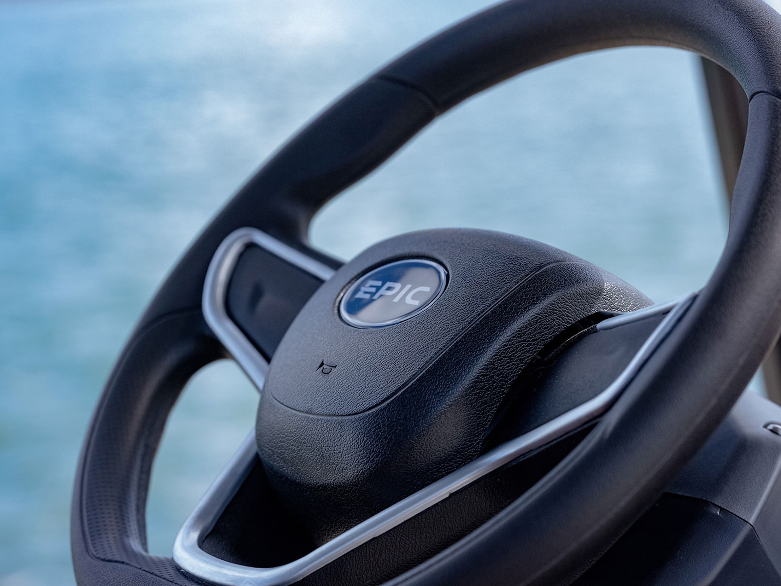 2026-ICON-EV-EPIC-E40FX-Metallic-Cherry | La Crescent, MN | Golf Carts ...