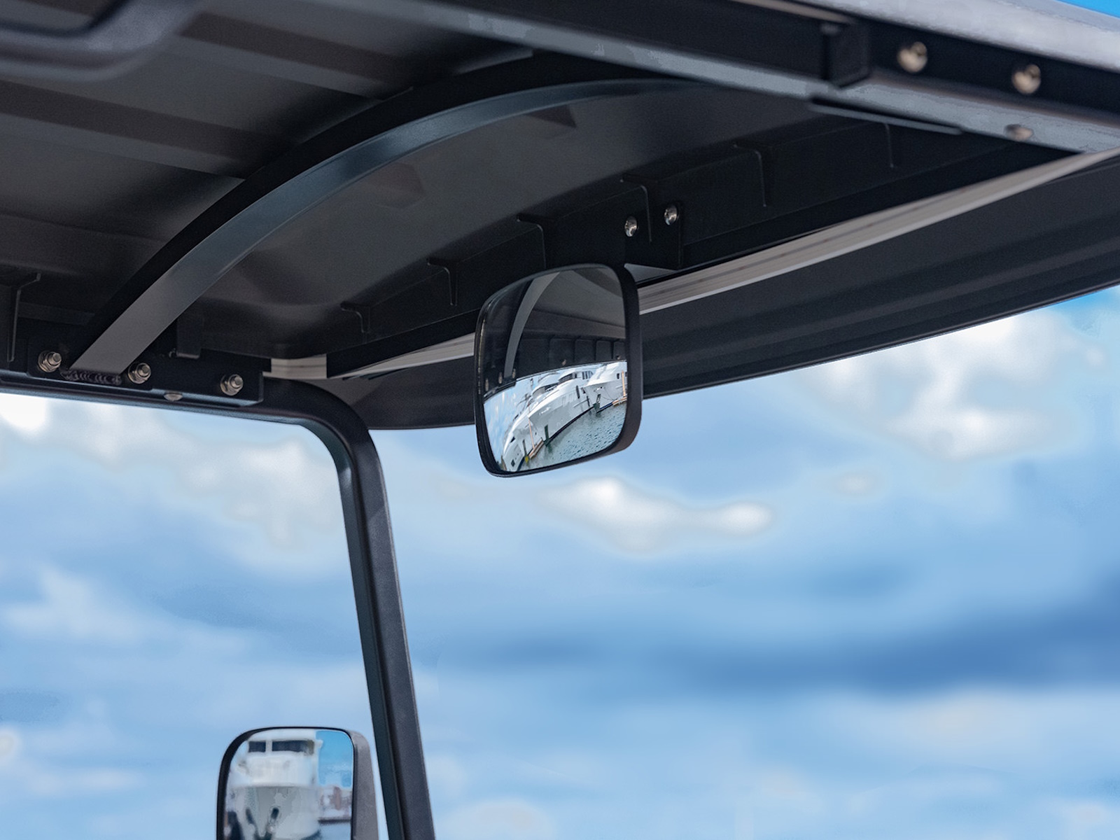 2026-ICON-EV-EPIC-E40FX-Metallic-Pearl-White | La Crescent, MN | Golf ...